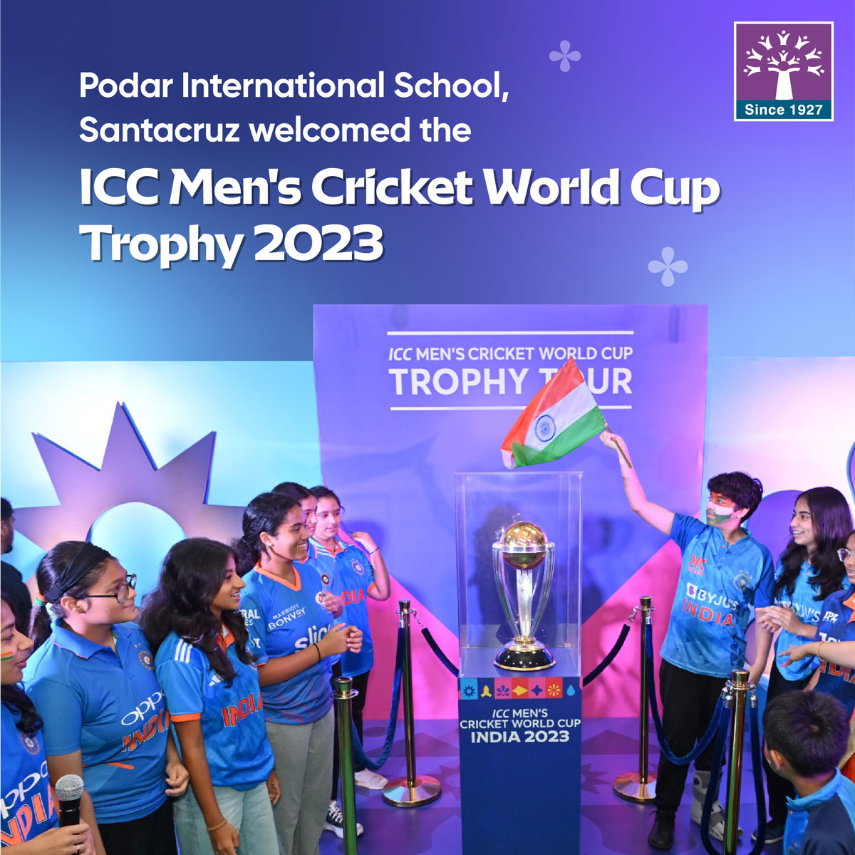Podarites embrace the ICC cricket men’s world cup trophy 2023 with ...